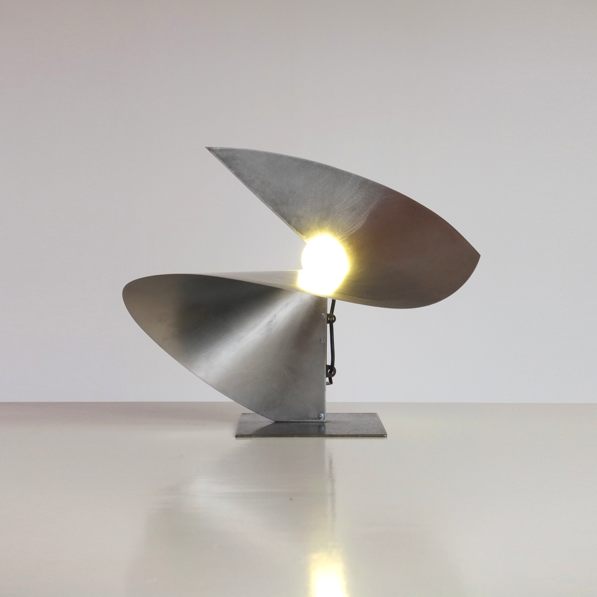 Luminaires - Alex Palenski